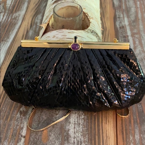 Judith Leiber | Bags | Judith Leiber Snakeskin Shoulder Clutch Bag ...
